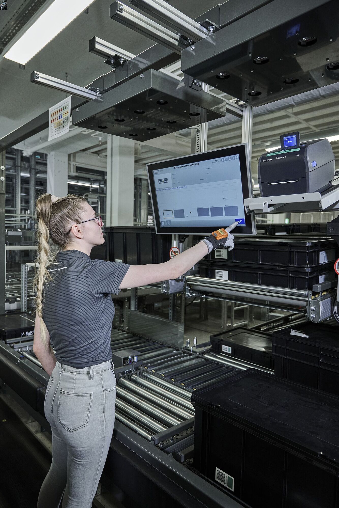 Autonomous shuttles paving new paths | B&R Industrial Automation